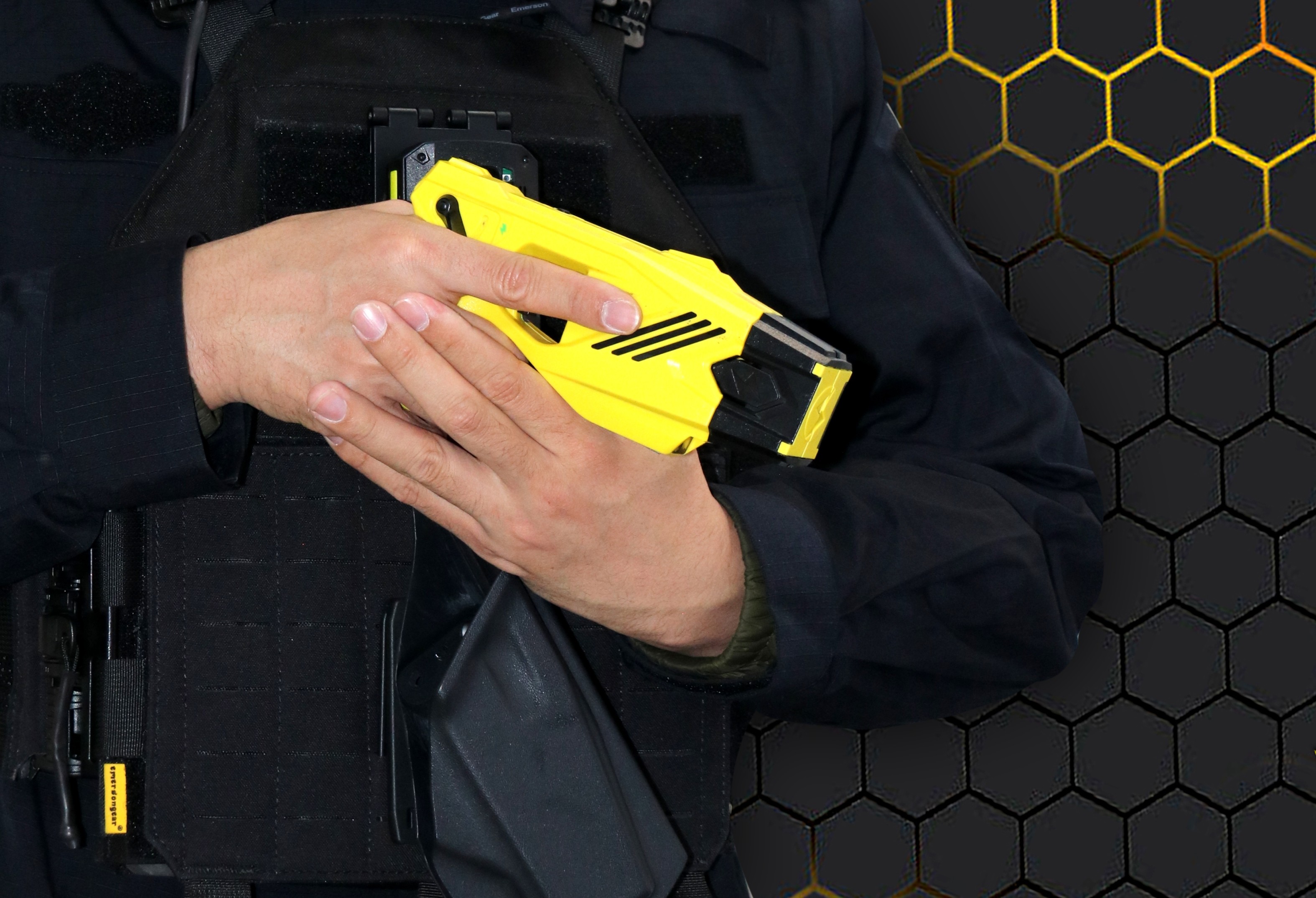 Quality Conducted Energy Weapon & Body Camera factory from China